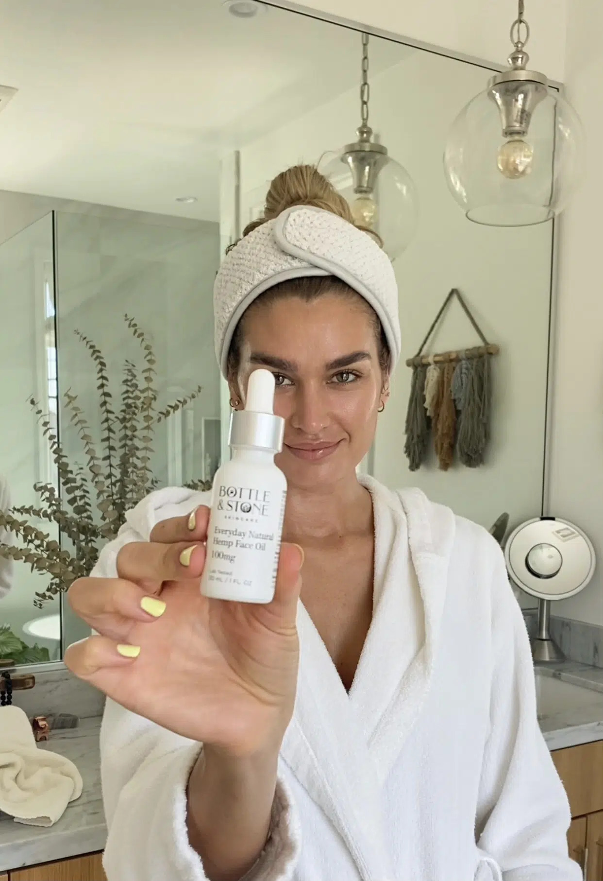 An 8-Step Clean Beauty Routine for Clear Skin | Shayna's Kitchen